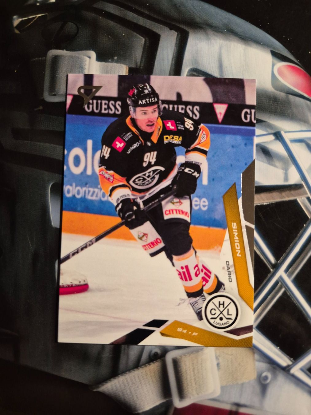 Dario Simion HC Lugano 2025/26 Sportzoo (Usato) a Treiten per CHF 1 ...