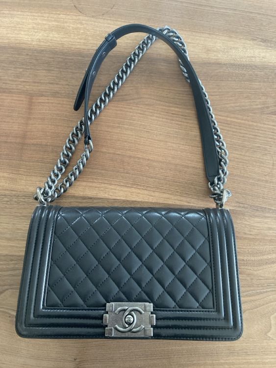 Chanel Boy Bag - Old Medium Size (Gebraucht) in Zürich für CHF 1110 ...
