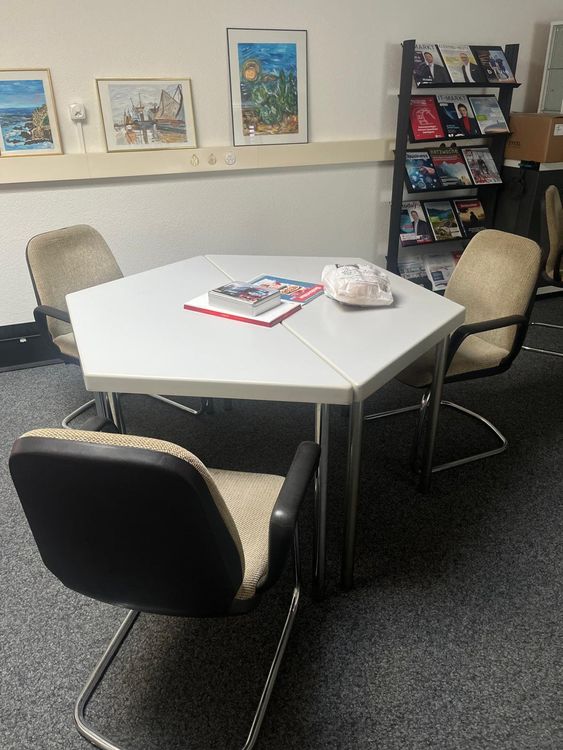 2 Tische | Kaufen auf Ricardo