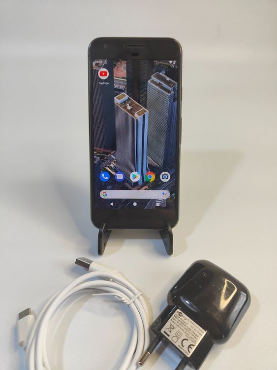 Google Pixel 32GB (Gebraucht) in für CHF 75 – mit Lieferung auf Ricardo ...