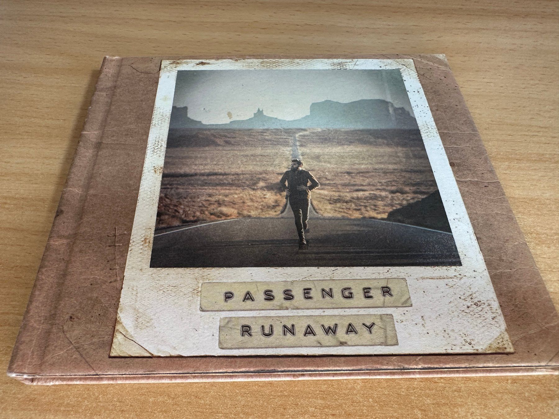 Passenger – Runaway -- 2 CD (Gebraucht) in Rikon im Tösstal für CHF 9.5 ...