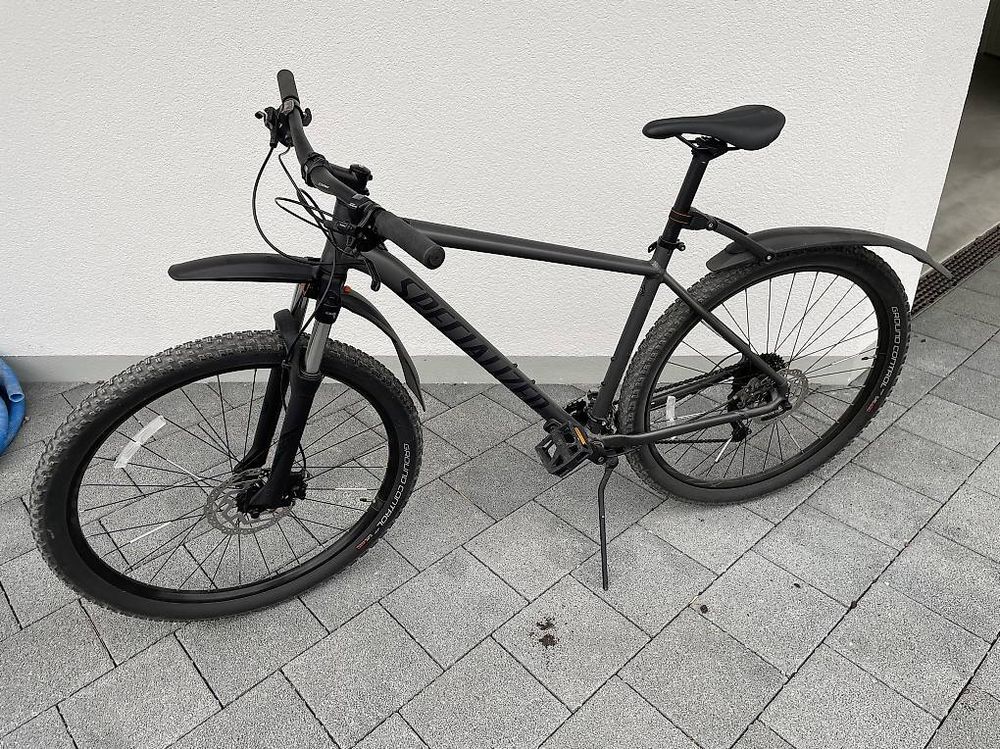 Specialized Rockhopper (Gebraucht) in Dottikon für CHF 450 – nur Abholung auf Ricardo kaufen