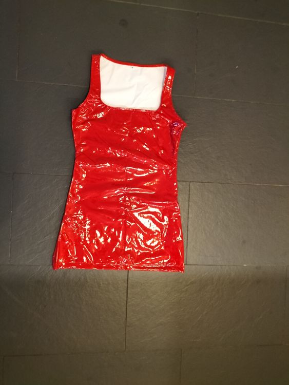 Lack Kleid Gr.M (Gebraucht) in für CHF 40 – mit Lieferung auf Ricardo ...