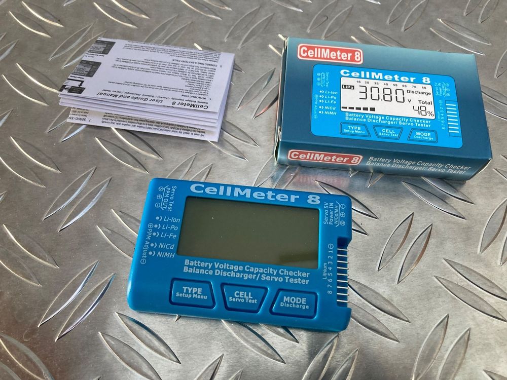 Cellmeter 8 Batterie & Servo Tester Balancer Akku LiPo NEU! (Neu und ...