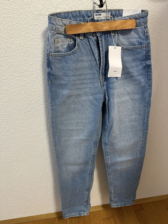 Denim Mom Jeans (Neu und originalverpackt) in Lenzburg für CHF 25 – mit Lieferung auf Ricardo kaufen