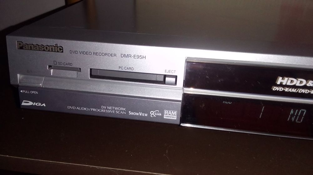 Panasonic DVD Video Recorder DMR-E95H | Kaufen auf Ricardo