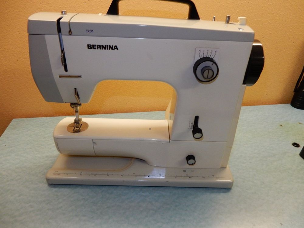 Bernina 800 Revidiert vom BerninafaCHmann (Gebraucht) in Watt für CHF ...