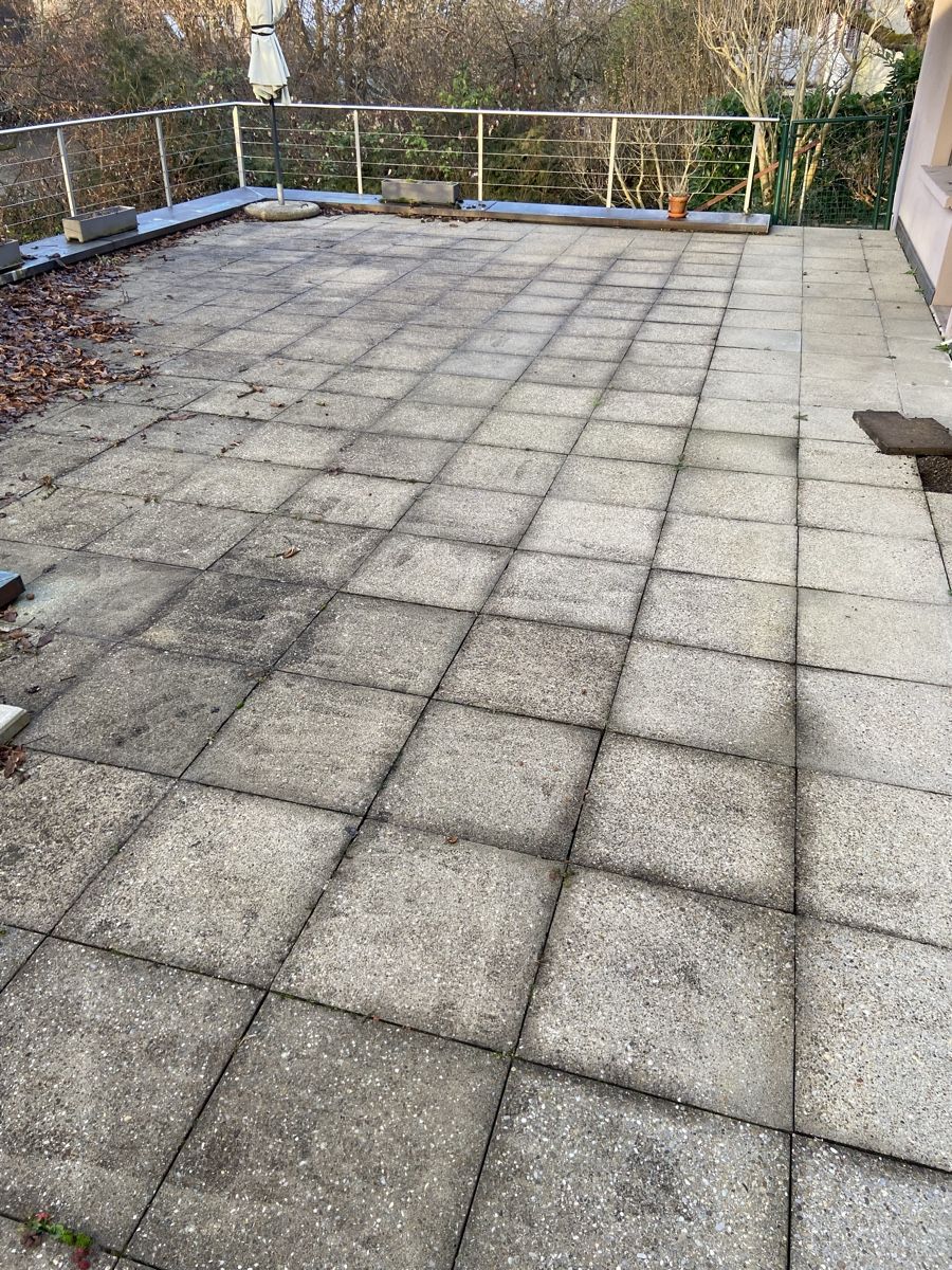 Bodenplatten 50 x 50 Total ca. 50-55m2 (Gebraucht) in Niederhasli für ...