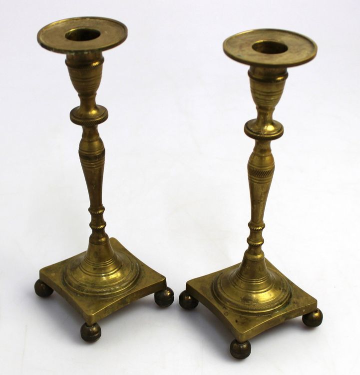 2 goldene Kerzenständer aus Metall (Gebraucht) in Volketswil für CHF 18 – mit Lieferung auf ...