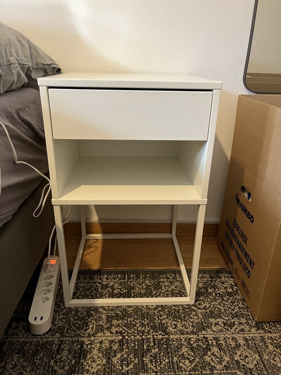 IKEA Nachttisch VIKHAMMER | Kaufen auf Ricardo