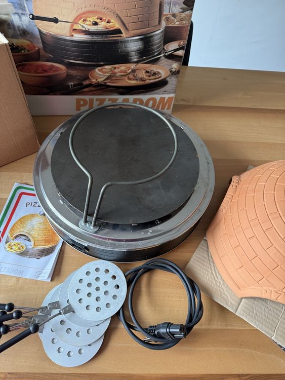 Pizzadom Party Pizzaofen Terrakotta - Neuwertig! 🍕🔥 (Gebraucht) in ...