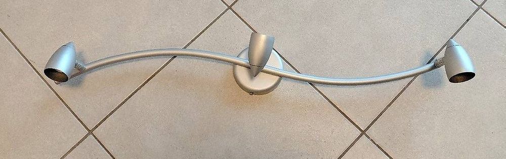 Lampe plafonnier – 3 spots 💡 💡 💡 (D'occasion) à St-Livres pour CHF 2 ...