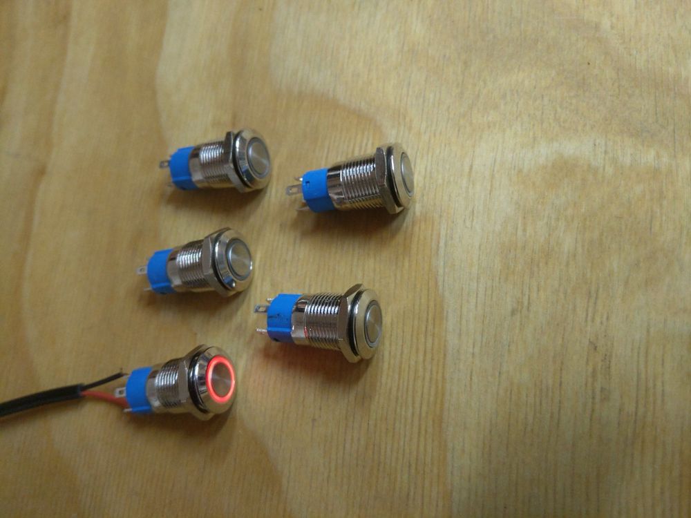 Schalter beleuchtet Led rot 12-24V 5St. | Kaufen auf Ricardo