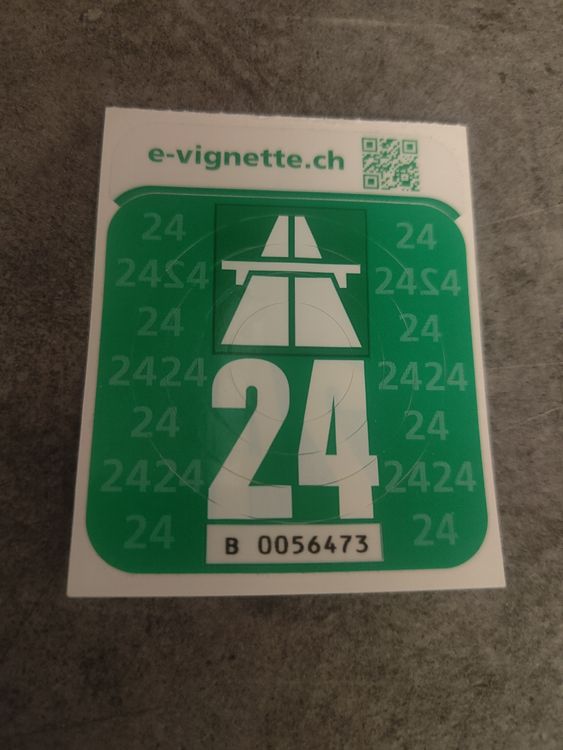 CH Autobahn Vignette 24 Vignetta 2024 (Neu und originalverpackt) in Arzo für CHF 31 – mit ...