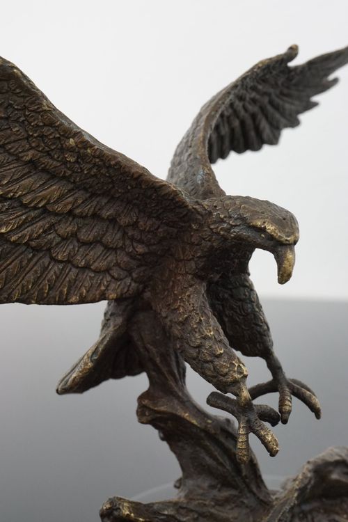 BRONZE ADLER SKULPTUR FIGUR sign. MILO GREIFVOGEL STATUE | Kaufen auf Ricardo