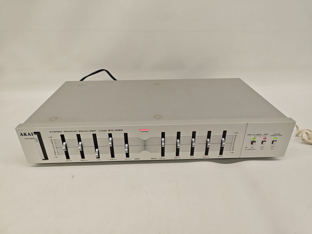 Akai Stereo Graphic equalizer EA-G30 (Gebraucht) in Toffen für CHF 4 ...