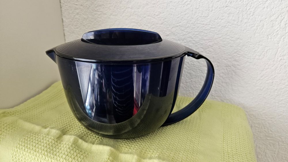 Tupperware Microplus bleu - 1 litre (Gebraucht) in Peyres-Possens für ...