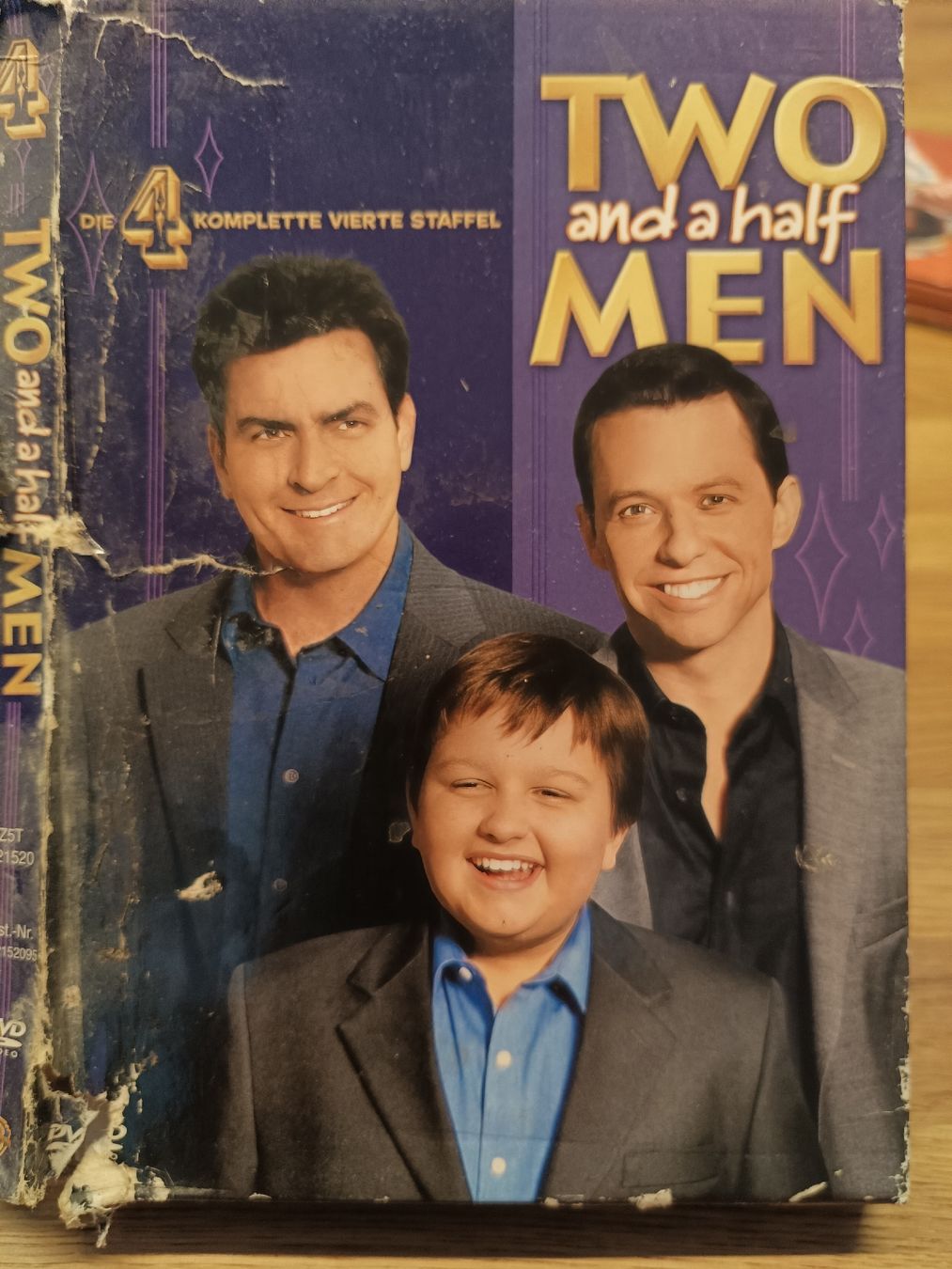 DVD "Two and a half Man" (Gebraucht) in Wünnewil für CHF 5 – mit ...