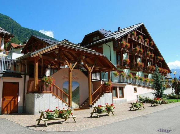 4* Hotel Domina Parco Dello Stelvio 2 Nächte inkl. HP für 2P (Neu ...