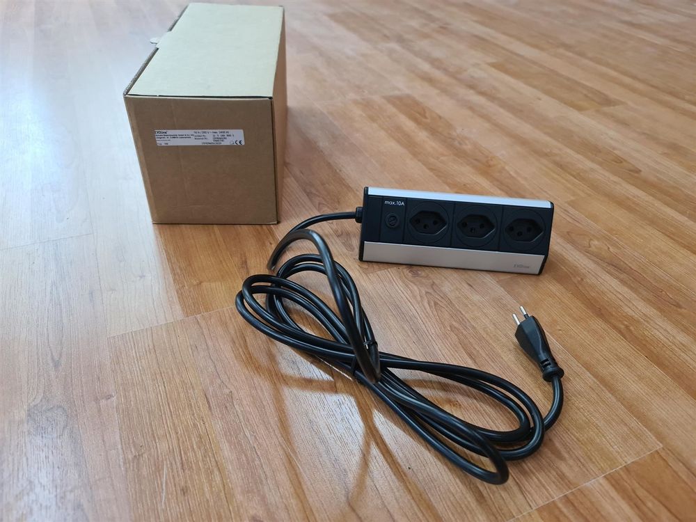 Evo Line Dock 3xT13 Einbau Steckleiste | Kaufen auf Ricardo