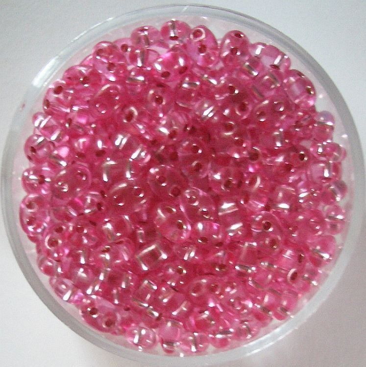 Twin Beads Pink 2,5x5 mm (Neu und originalverpackt) in Gunzwil für CHF 2 – mit Lieferung auf ...