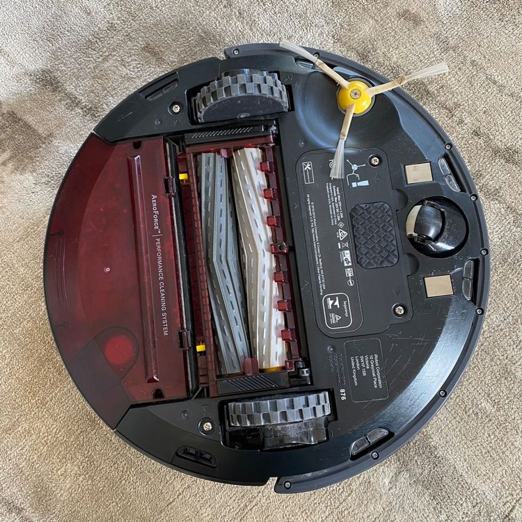 Roomba 876 Roboter Staubsauger inkl. Zubehör | Kaufen auf Ricardo