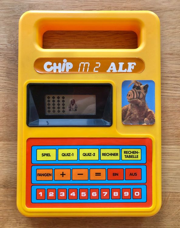 80er Alf Chip M2 Quiz Taschenrechner Robocom Computer (Gebraucht) in ...