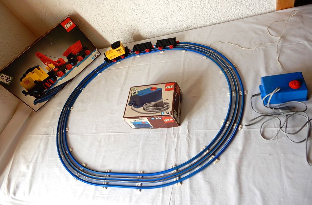 LEGO Eisenbahn 724 12 V mit Trafo und Schienenkreis (Gebraucht) in ...