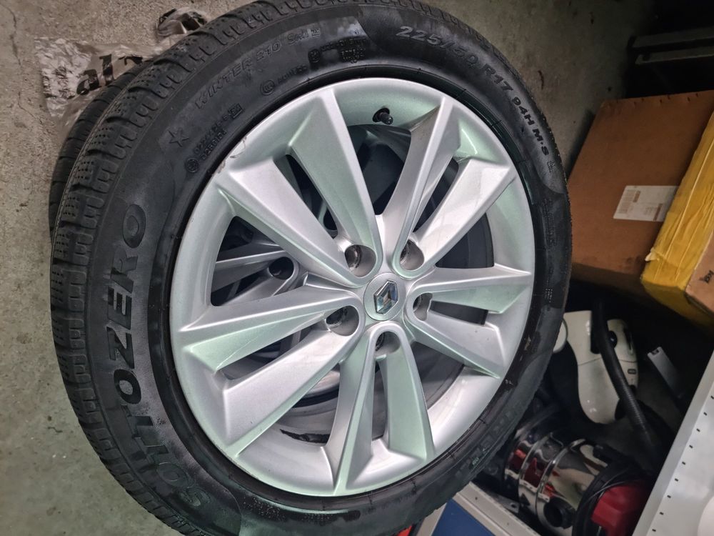 Original Renault Felgen 17 Zoll mit Winterreifen 225 50 17 | Kaufen auf ...