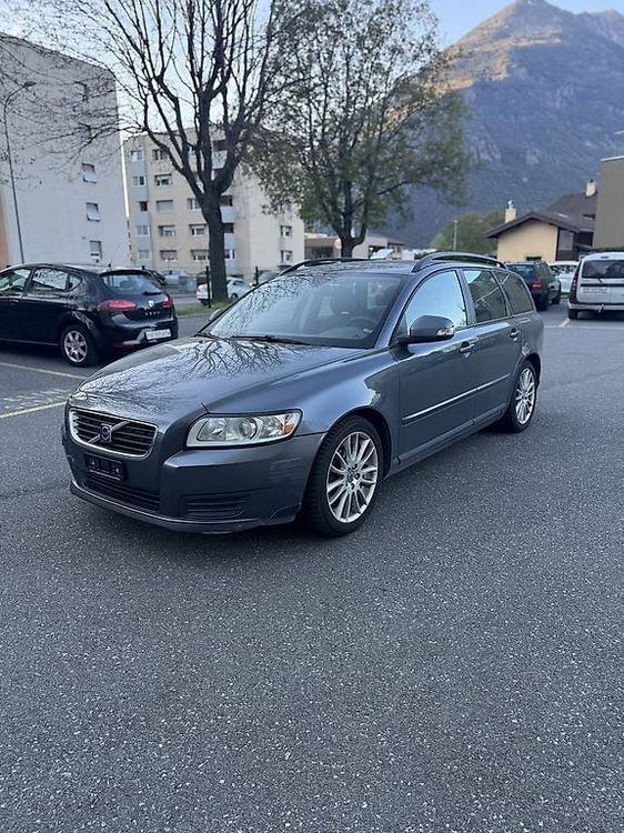 Volvo v50 1.6 diesel (Gebraucht) in Lucens für CHF 3499 – nur Abholung auf Ricardo kaufen