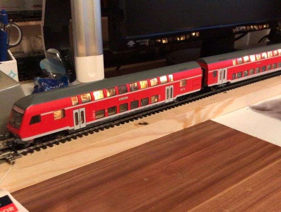 Fleischmann DB Lokomotive | 2 Personenwagen | 1 Steuerwagen | Kaufen ...