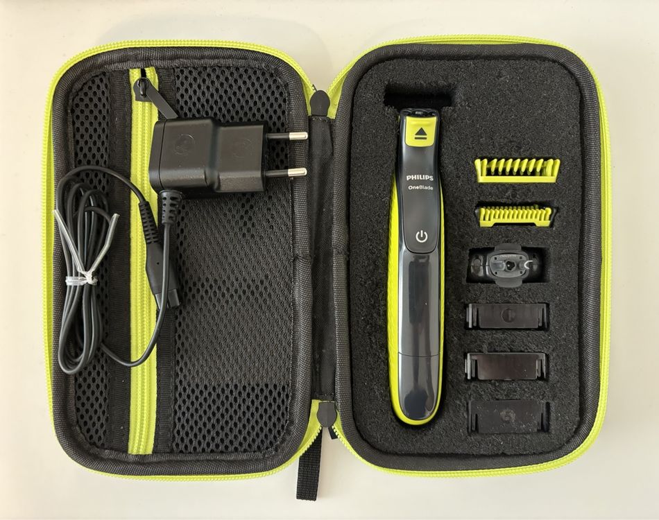 Philips Oneblade mit Zubehör