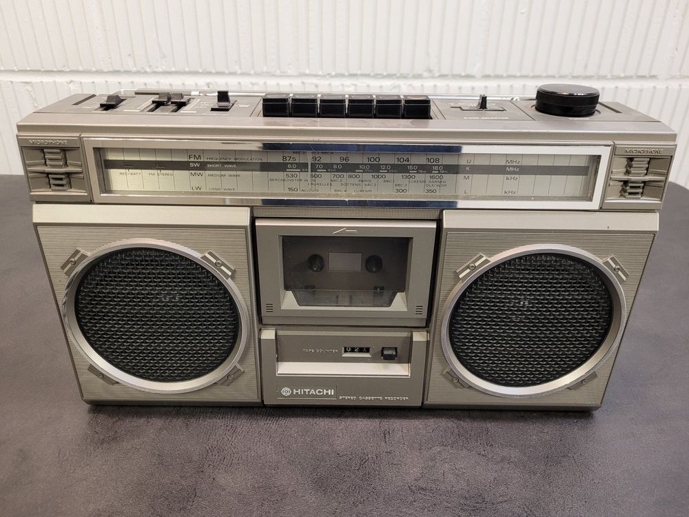 Boombox Hitachi TRK-7100,Portabler Radio Cassette Recorder (Gebraucht ...