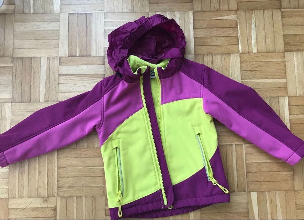 Softshell Jacke Mädchen guter Zustand 86-92 | Kaufen auf Ricardo