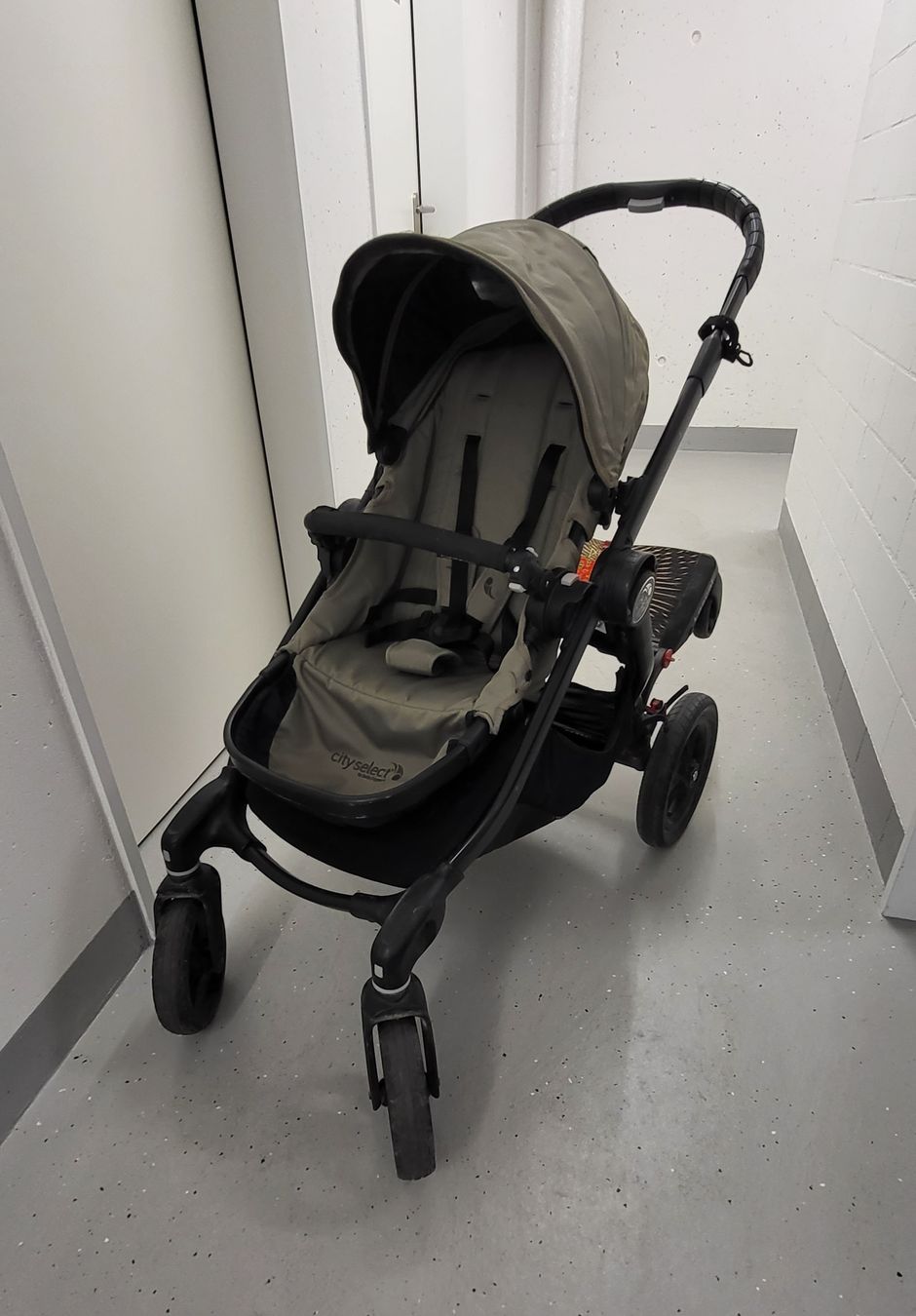 City Select Baby Jogger Kinderwagen - zwei Sitze und Zubehör (Gebraucht ...