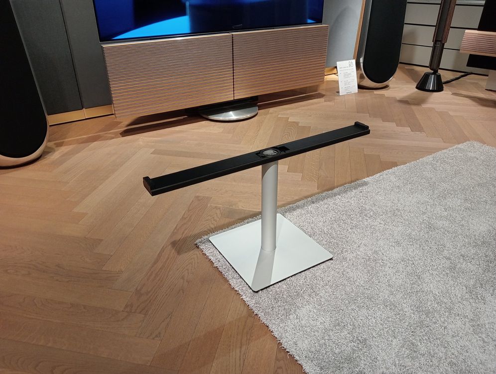 Bang & Olufsen BeoVision 8-40 Floor Stand | Kaufen auf Ricardo