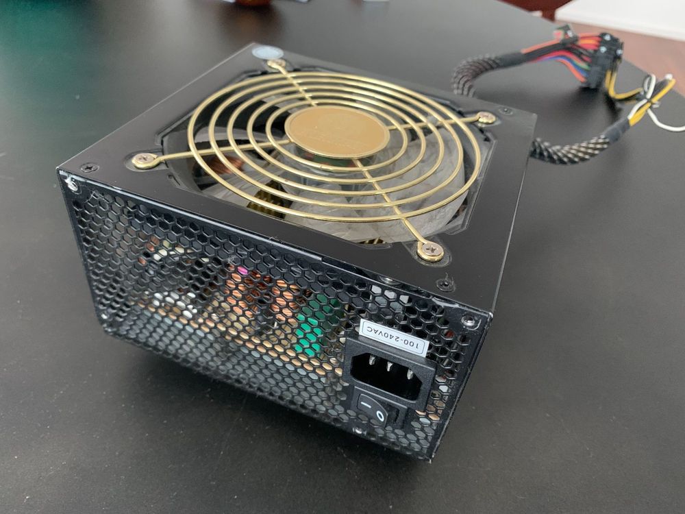 PC Netzteil 620W Enermax (Gebraucht) in Attikon für CHF 31 – mit ...