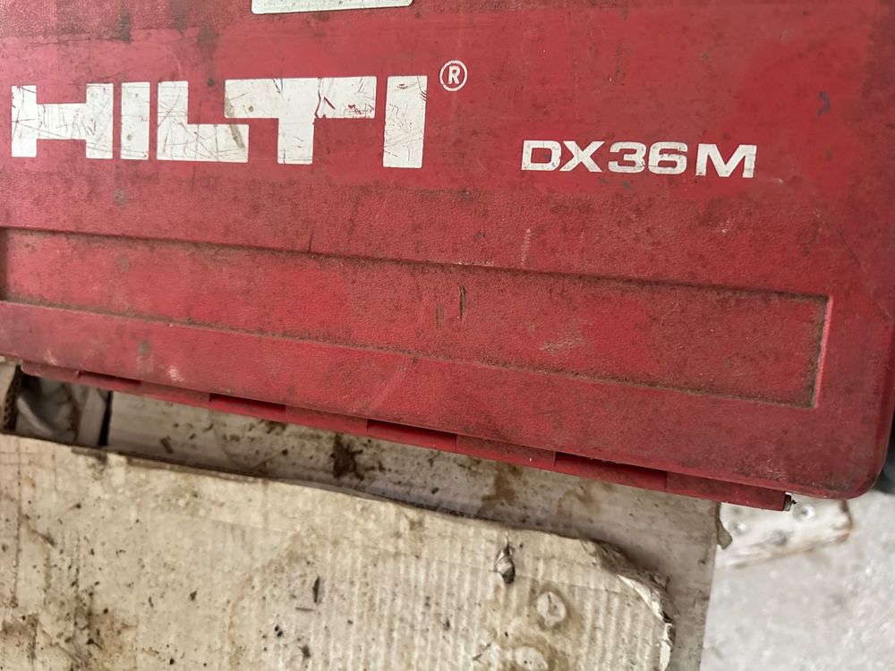 Hilti Bolzenschussaperat DX 36M mit div. Zubehör. (Gebraucht) in ...