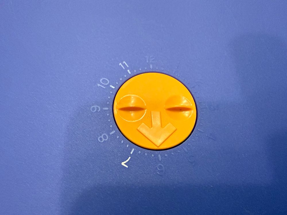 Tupperware Gefrier-/Vorratsbehälter mit Datumsangabe (Gebraucht) in ...