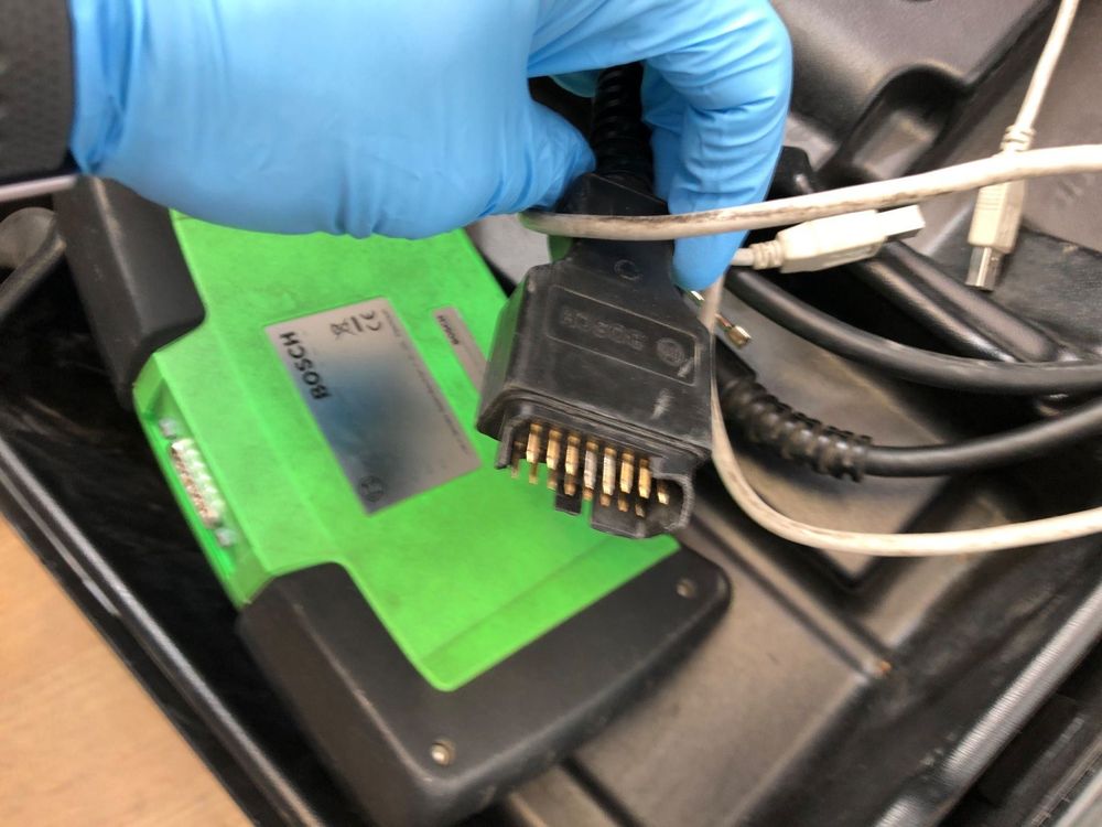 Bosch KTS 200 Diagnosegerät | Kaufen auf Ricardo