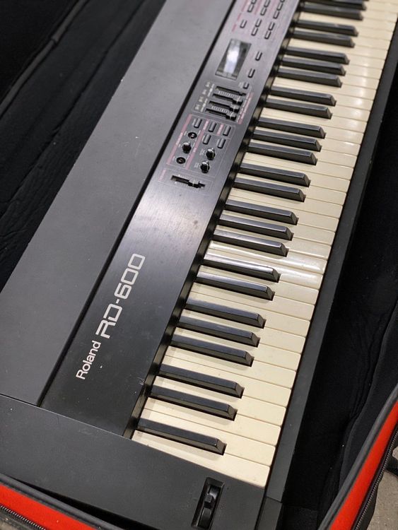 Roland RD 600 Stagepiano E-Piano | Kaufen auf Ricardo