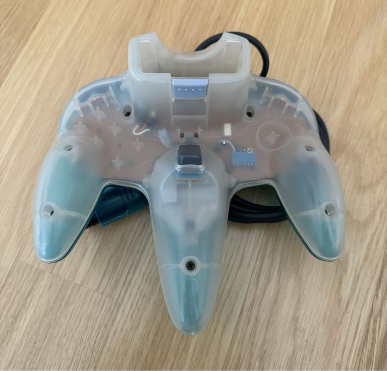 Original Nintendo 64 Controller Türkis Transparent | Kaufen auf Ricardo