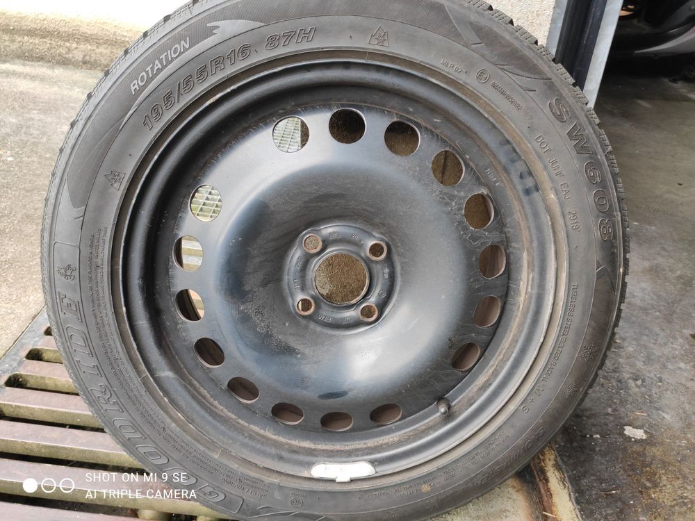 4 Stahlfelgen mit Pneu (Winter) 195/55/16 LK: 4 x100 (Gebraucht) in Belp für CHF 62 – nur ...