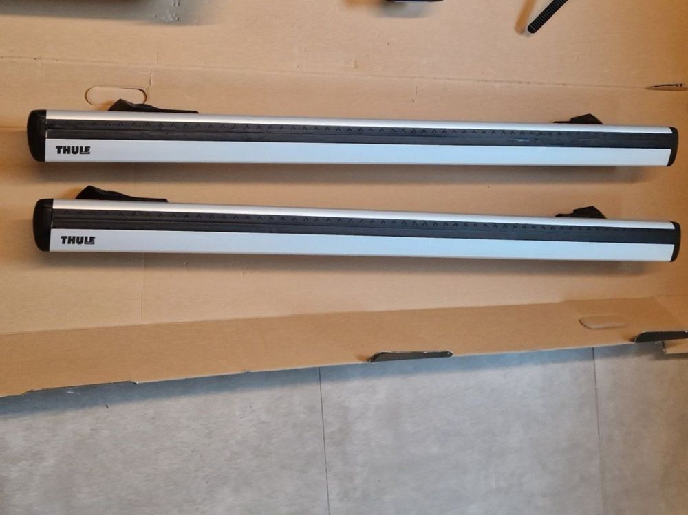 Thule WingBar Evo 118 + Thule Evo Raised Rail Footset (Gebraucht) in ...