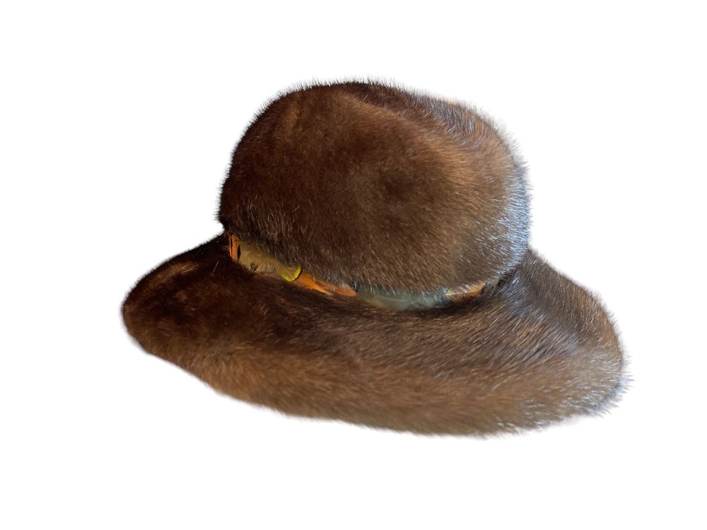 Fur hut store