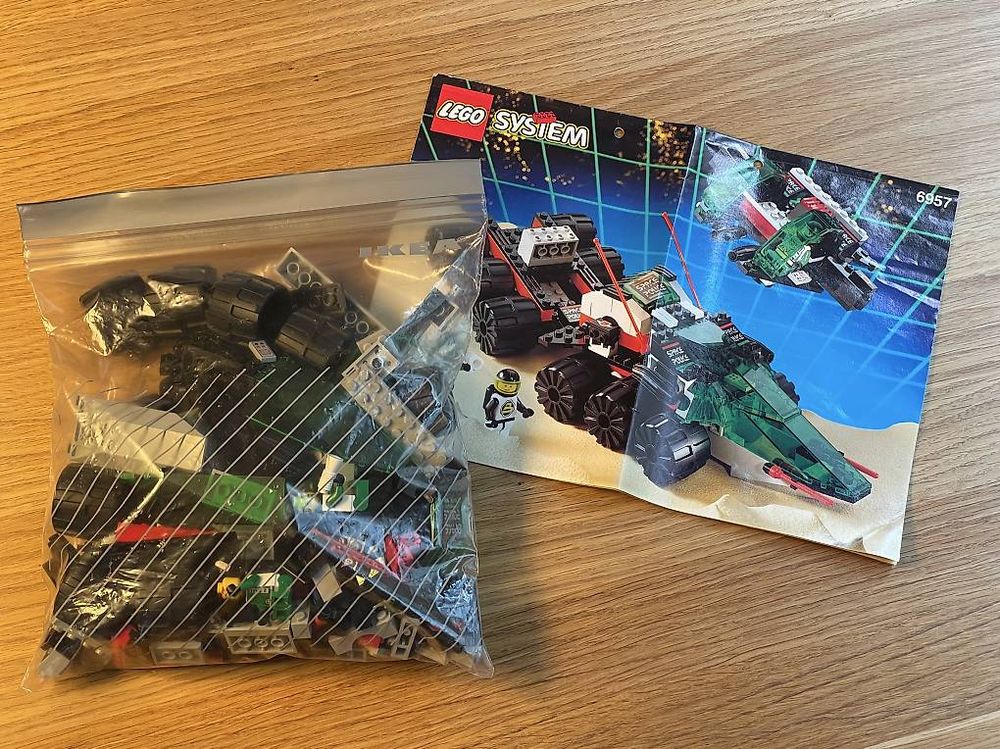 6957 LEGO Space Police 2 Solar Snooper (Gebraucht) in Fraubrunnen für ...