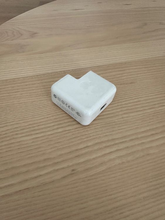 original Apple FireWire 400 AC Power Adapter für iPod | Kaufen auf Ricardo