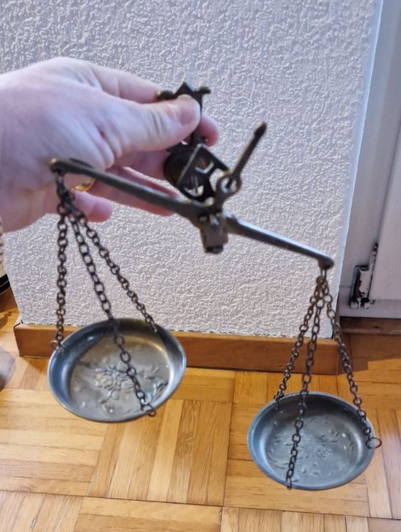 Antike Messing Waage Waage mit Blumenmuster (Gebraucht) in Dorf für CHF ...