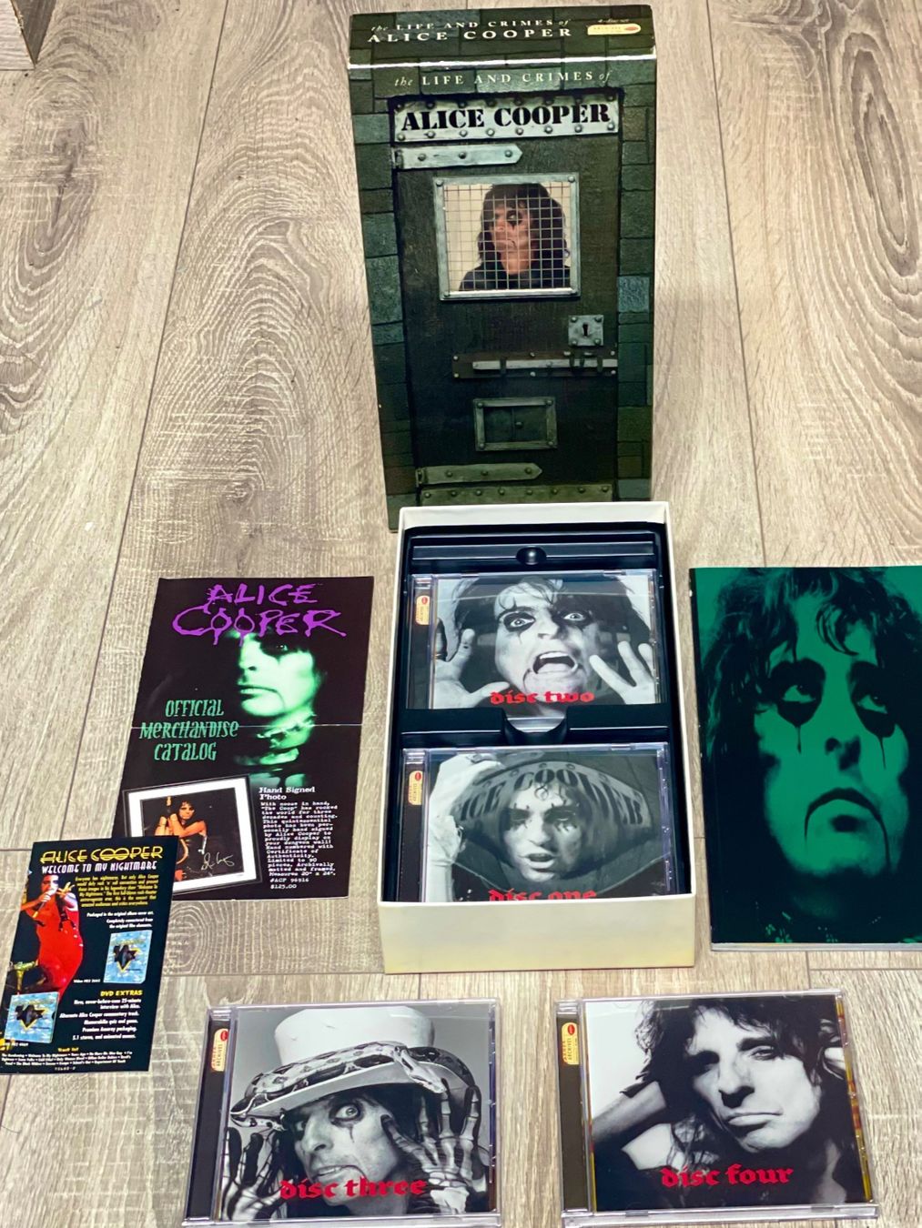 Alice Cooper - The Life And Crimes Of Alice Cooper 4 CD Box (Gebraucht ...