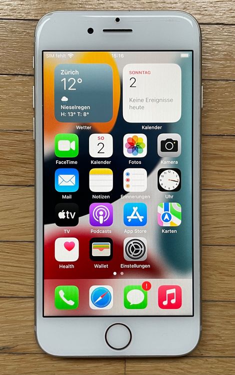 iPhone 8 64 GB silber (Gebraucht) in Rüti ZH für CHF 40 – mit Lieferung ...